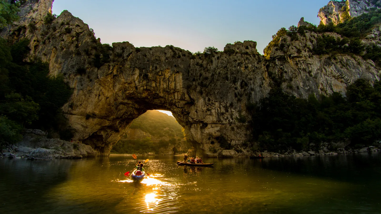 Les Gorges de l'Ardèche et Vallon pont d'Arc - Ardèche Guide