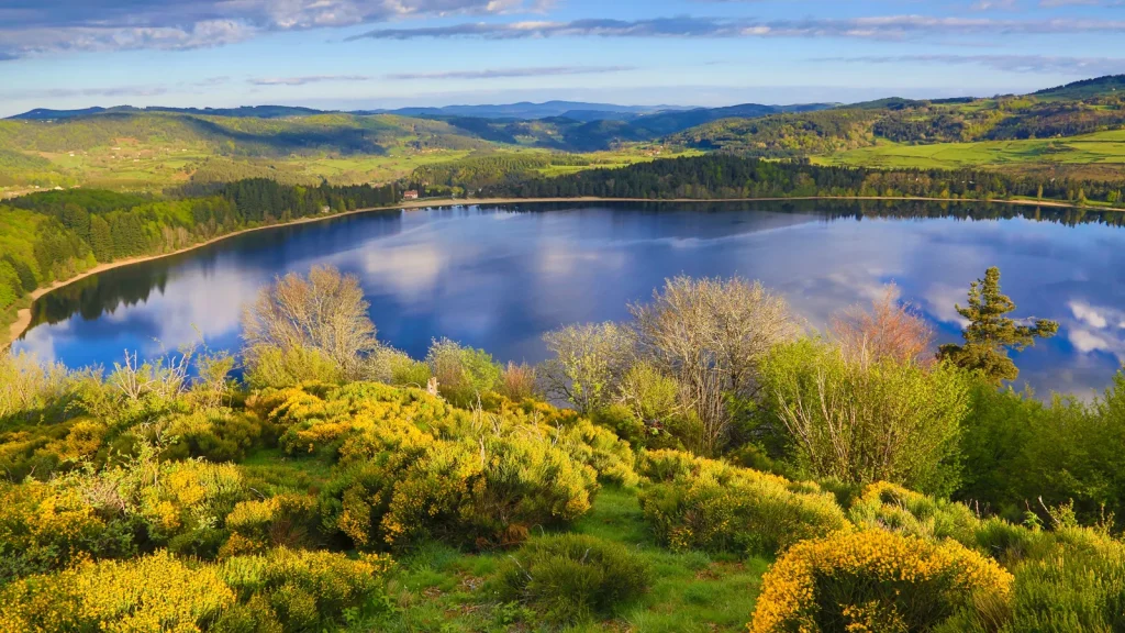 Week-end au bord d'un lac - Ardèche Guide
