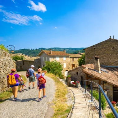 Ailhon, village de caractère pittoresque ardéchois - Ardèche Guide