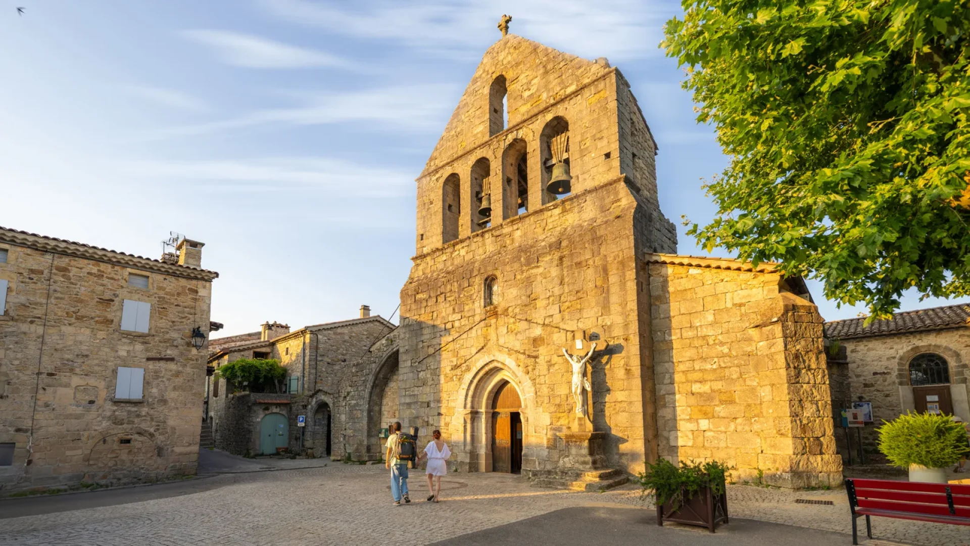 Ailhon, village de caractère pittoresque ardéchois - Ardèche Guide