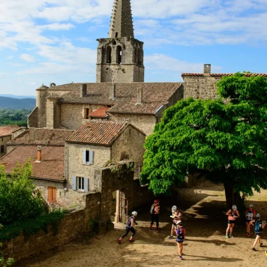 Ailhon, village de caractère pittoresque ardéchois - Ardèche Guide